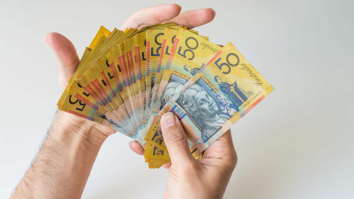 3 ASX dividend shares yielding 9% (or even more)
