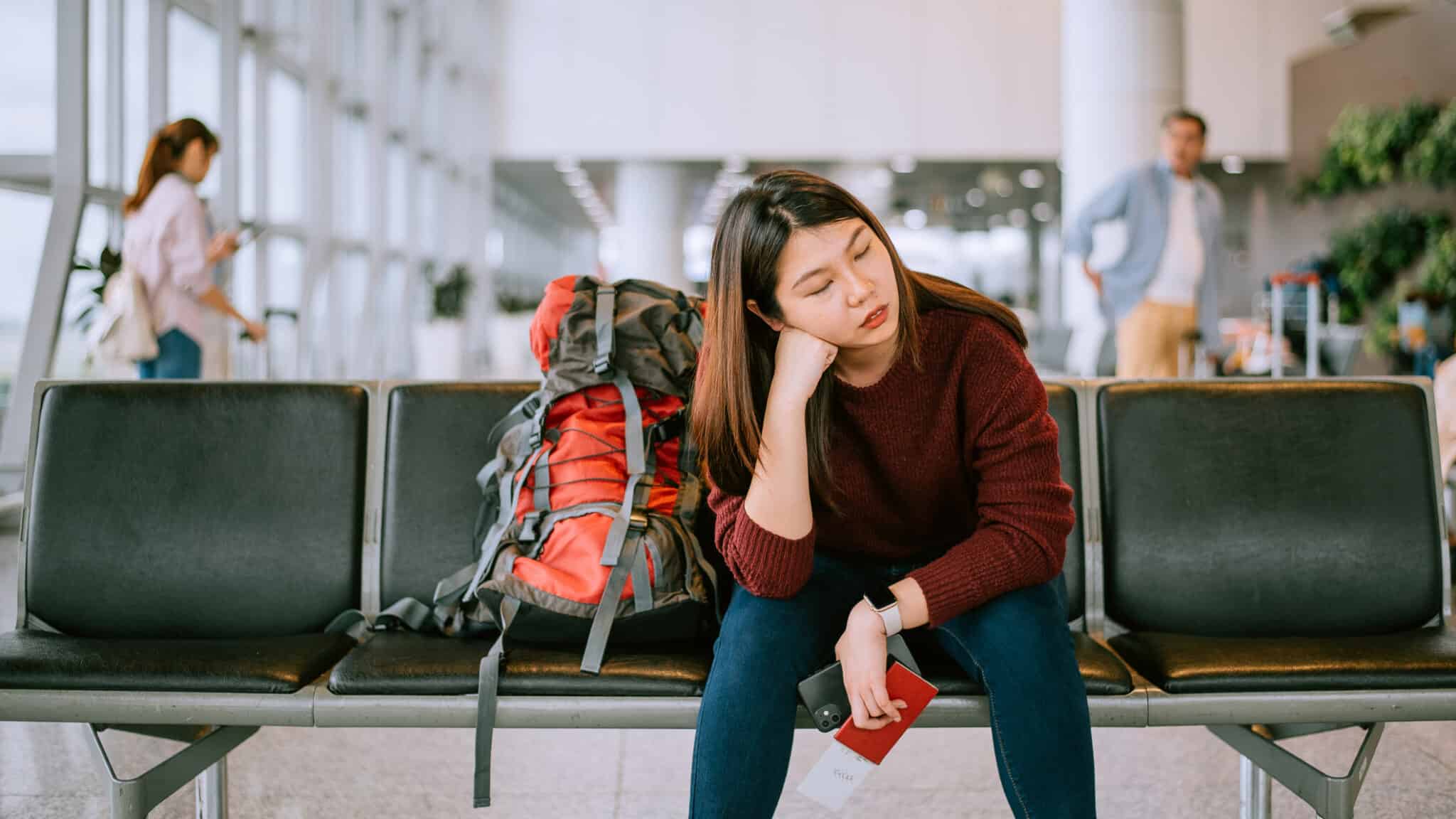 What does Macquarie think Corporate Travel Management shares are worth?